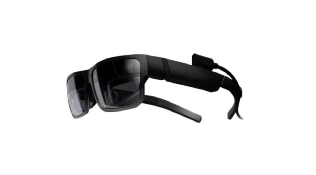 The 10 Trendiest Smart Glasses You Need in 2024