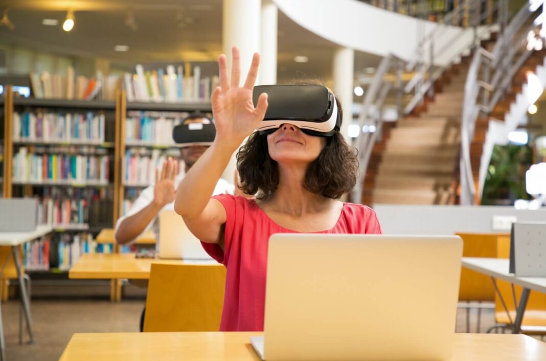 VR in Education : A Glimpse into the Classroom of Tomorrow