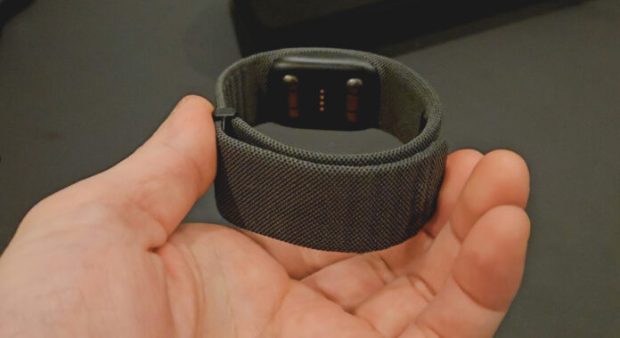 Meta Ray-Ban Display Review: AR Features & Neural Band Explained